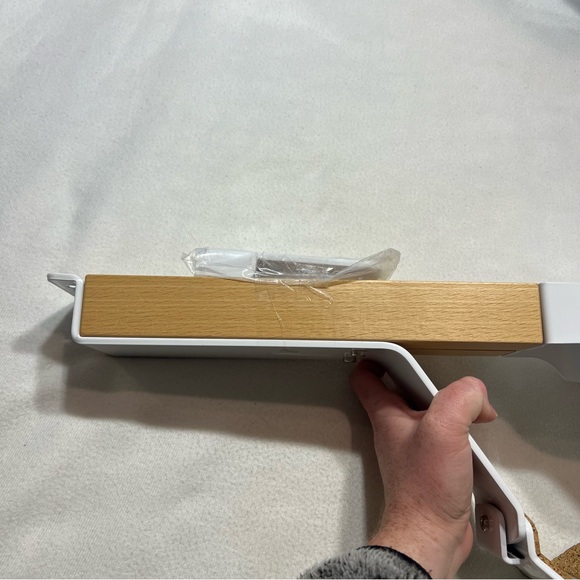 Saris | Accents | Saris The Show Off Bike Rack Wall Display White ...